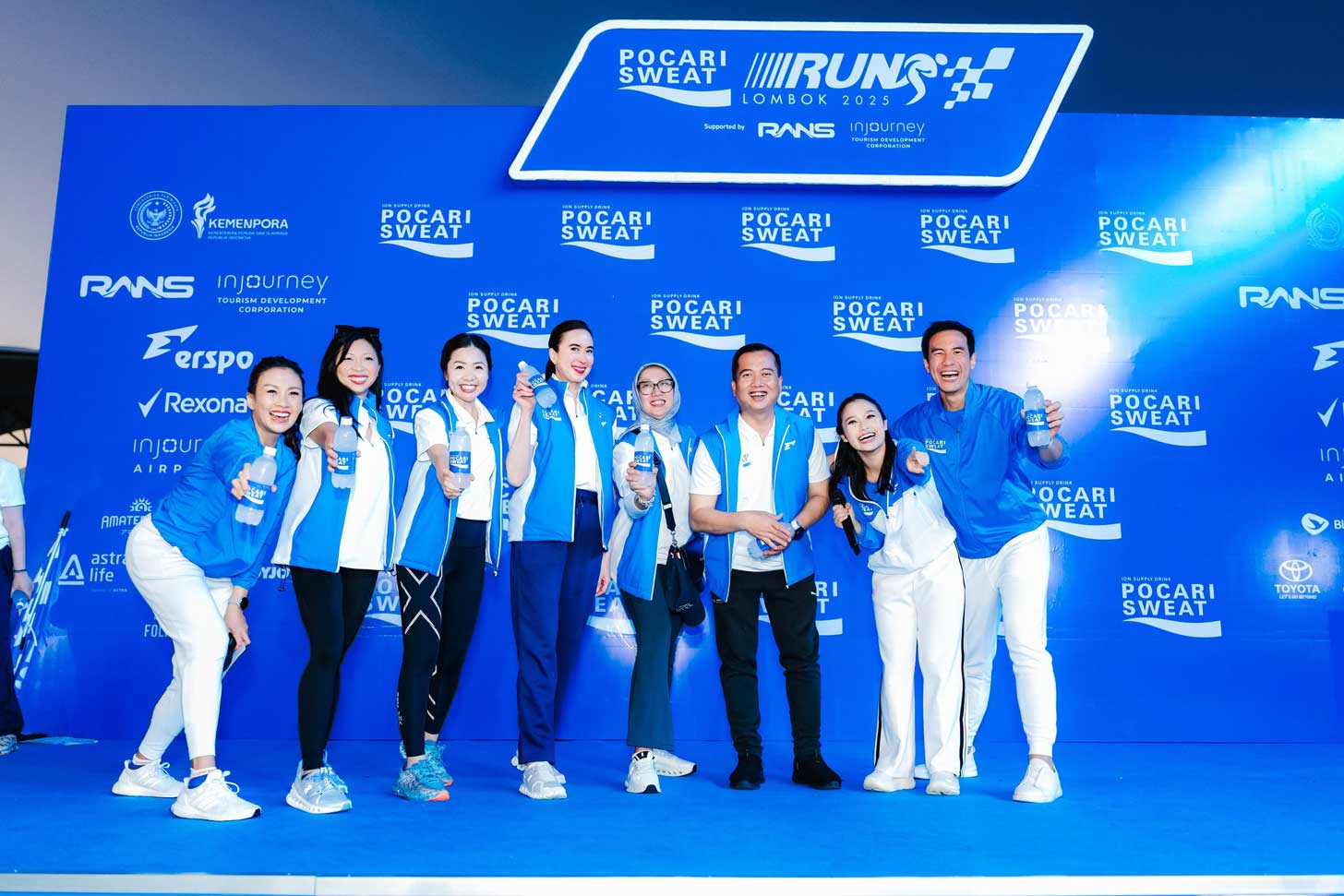 POCARI SWEAT Run Lombok 2025: 9.000 Pelari Biru Jadikan Event Lari ...